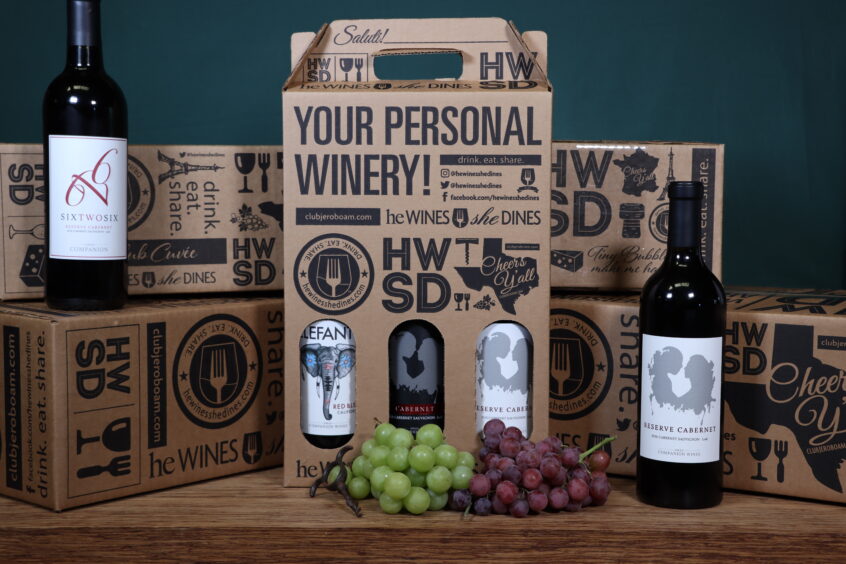 Give the Gift of Wine with a Custom Wine Package - Custom Wine Packaging